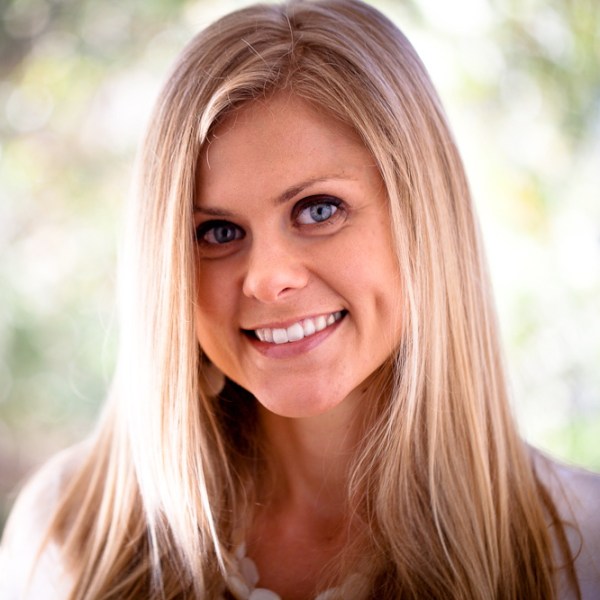 Keepin’ it Kind Holiday Cookie Exchange, Brookie Grasshopper Squares ...